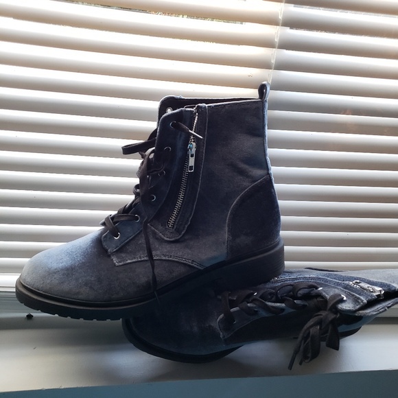 Metaphor | Shoes | Metaphor Ladies Boot | Poshmark